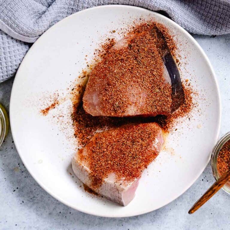How Long to Cook Swordfish in the Oven & Recipe