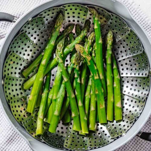 How Long to Steam Asparagus (Without Overcooking It)